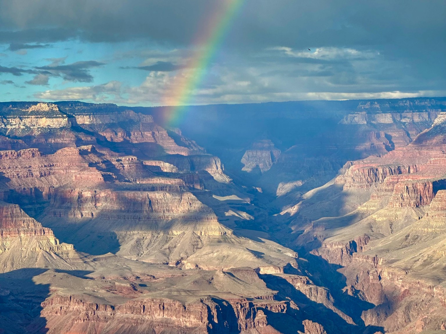 Grand Canyon Rim to Rim Hike: Complete Planning Guide