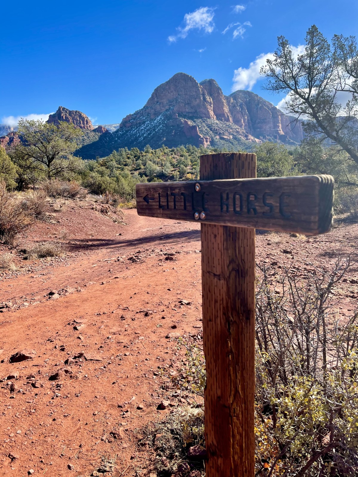 Bell Rock Pathway Hike in Sedona, Arizona